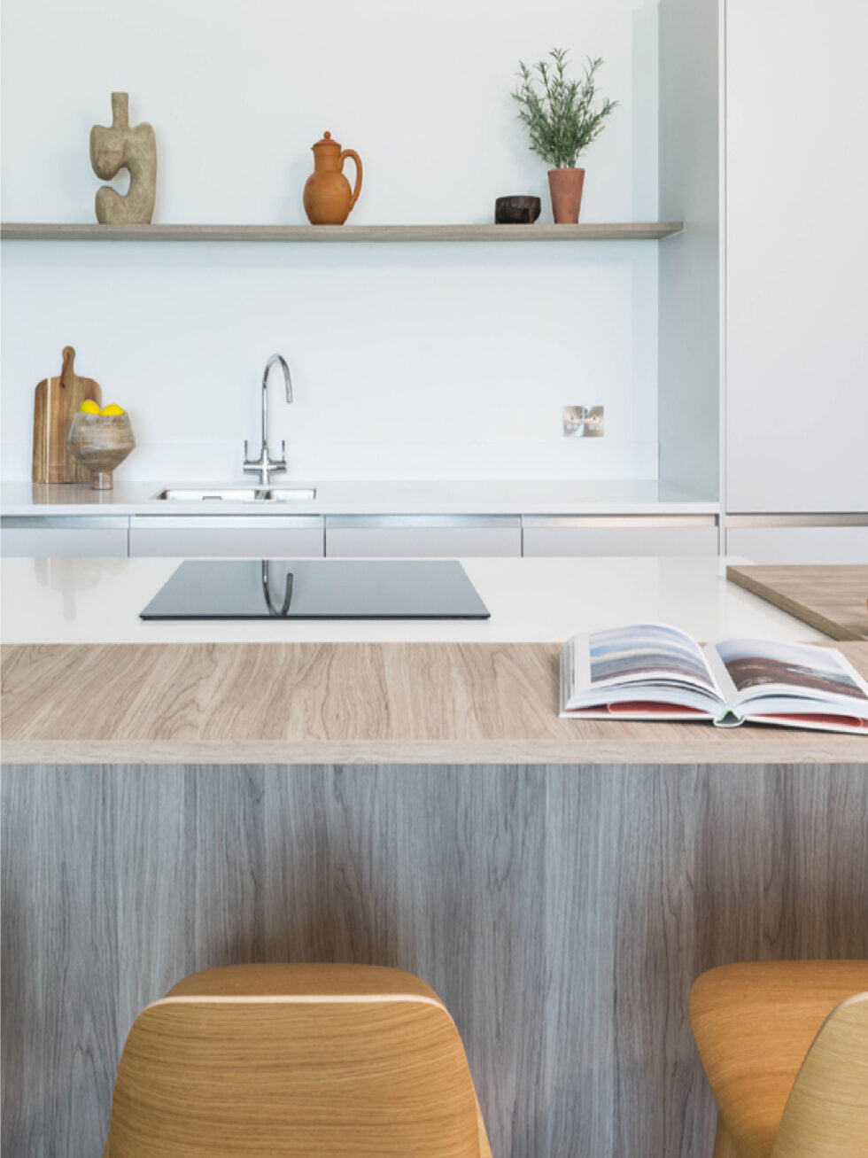 8 Cliff Edge | Absolute